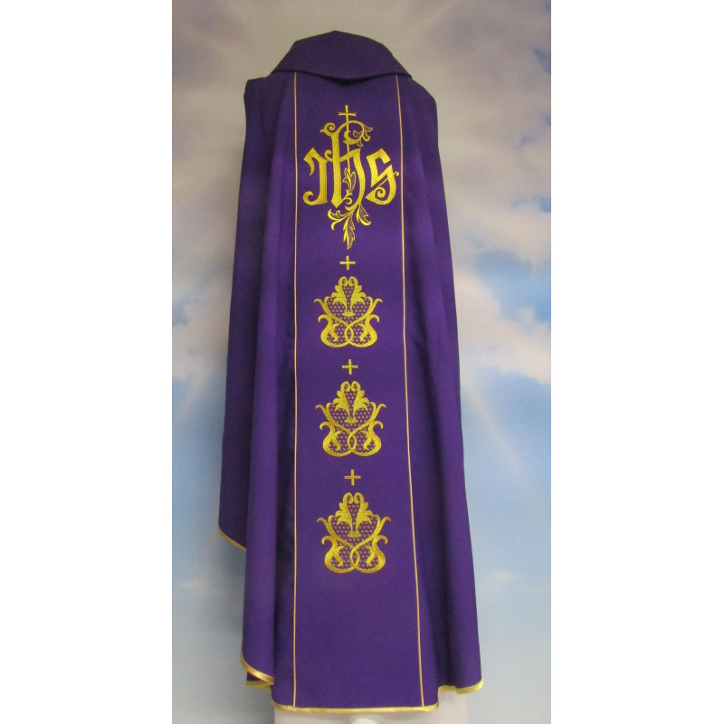 Chasuble purple embroidered Jesus with crown of thorns - Best Catholic Shop